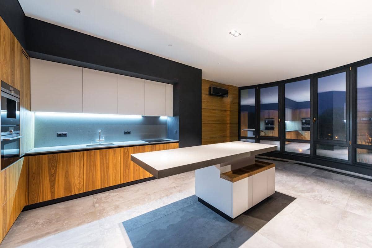 Perbedaan Granit dan Homogeneous Tile untuk Lantai Rumah | IDN Times