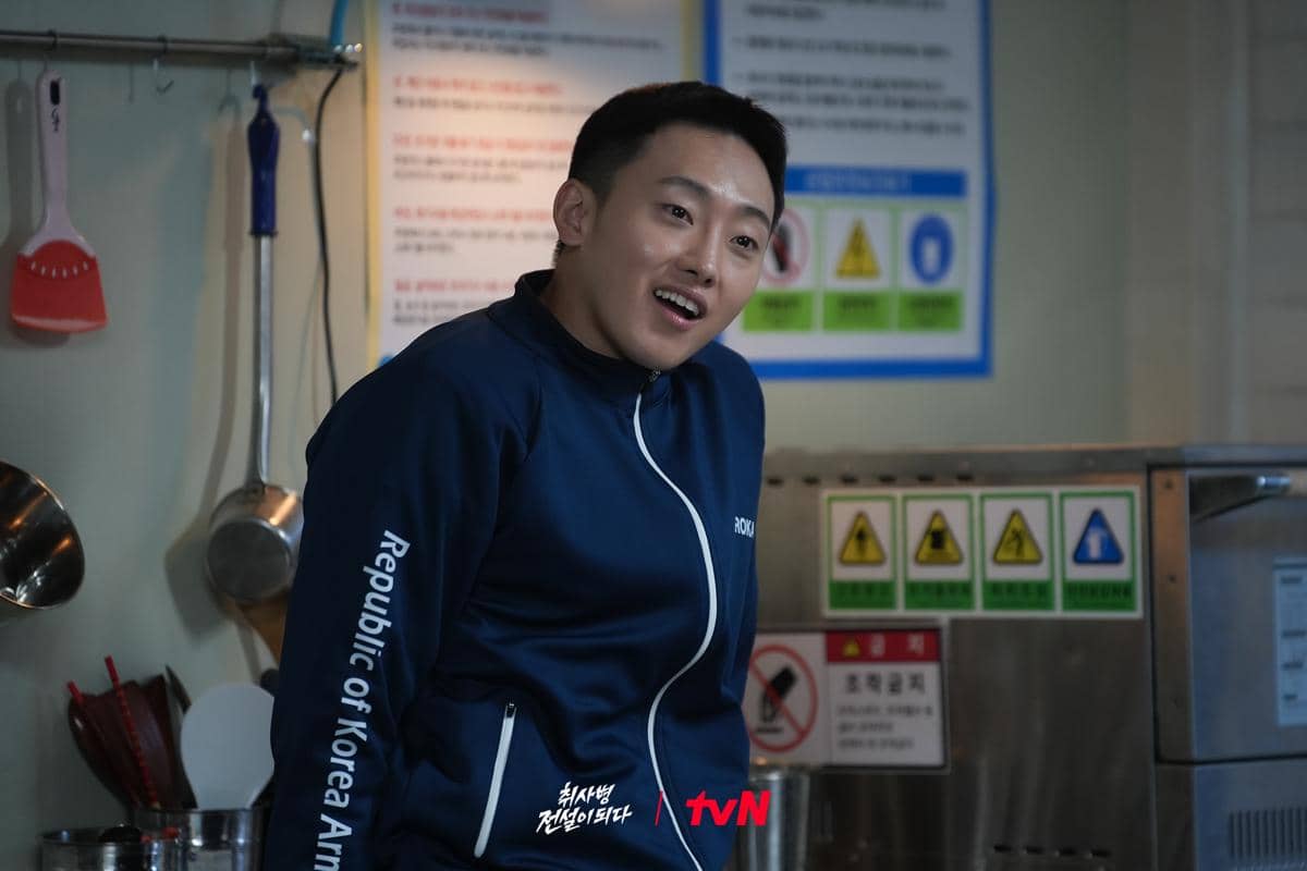 7 Ulah Kim Gwan Cheol di The Legend of Kitchen Soldier | IDN Times