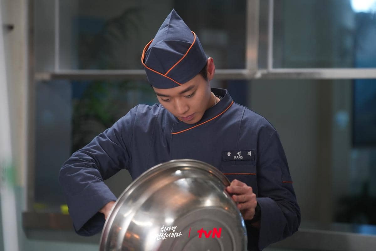 7 Kesulitan Seong Jae Dibantu Kwan Cheol The Legend of Kitchen Soldier ...