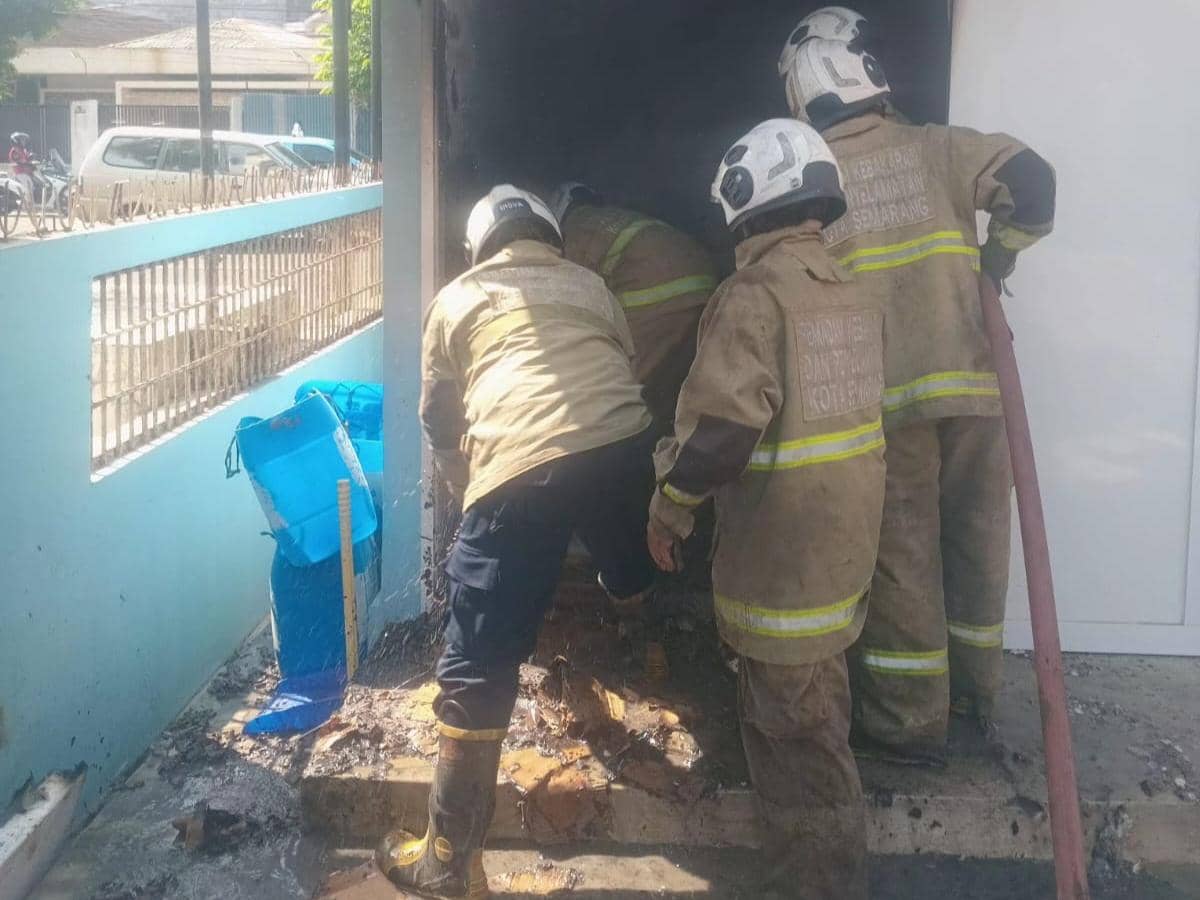 Kebakaran Dapur SPPG Karangturi Semarang Akibat Korsleting Genset | IDN ...